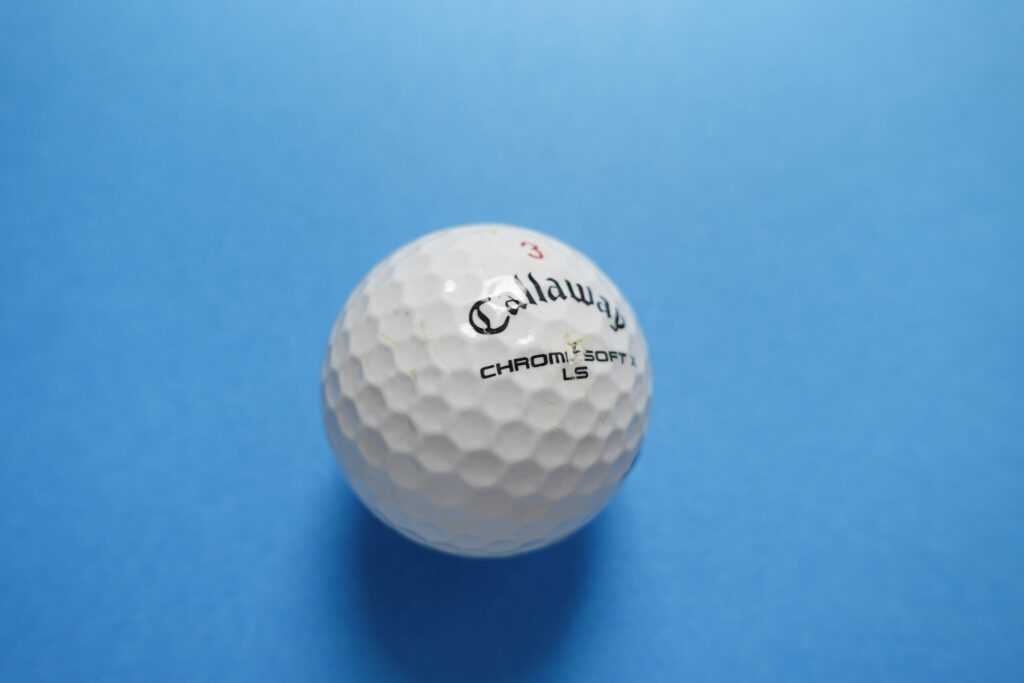 【キャロウェイ クロムソフトX LS試打評価レビュー】低スピン&高初速でめちゃくちゃ飛ぶ｜サラリーマンゴルファーまさのゴルフ雑記帳