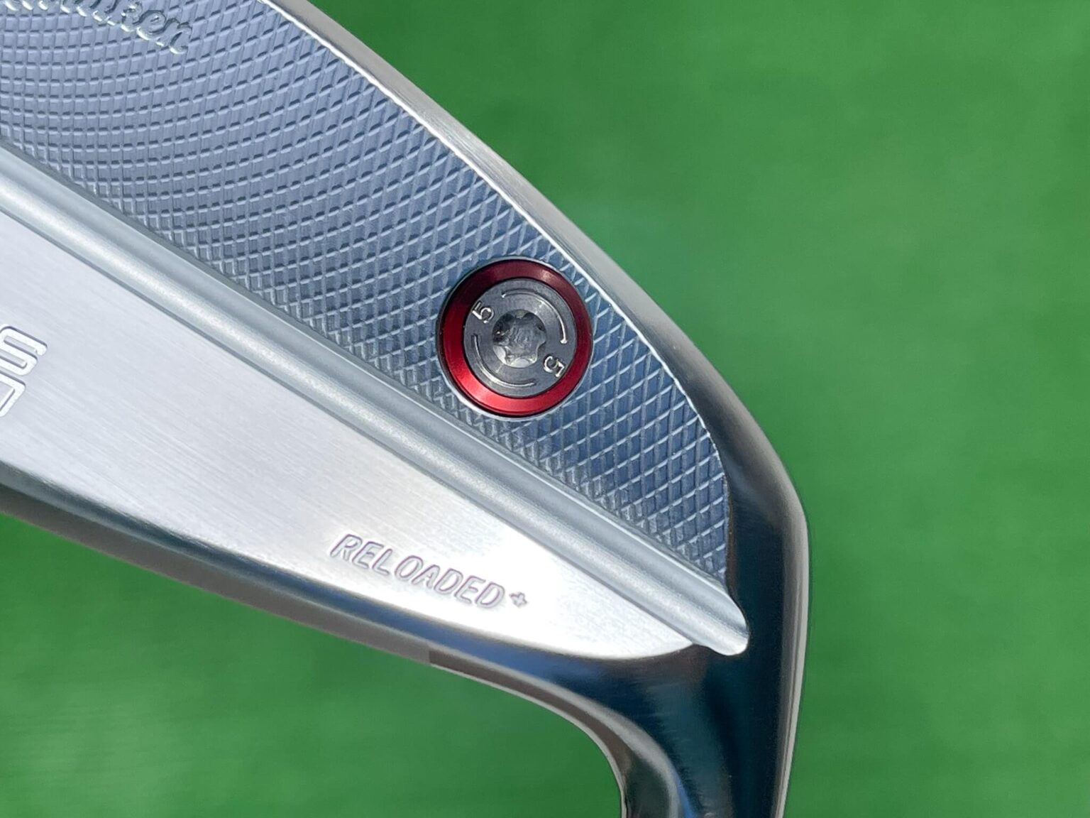 【試打評価】DOCUS リローデッド＋アイアン｜曲がらないし打感も最高！中空の理想形【口コミ・評判】｜サラリーマンゴルファーまさのゴルフ雑記帳